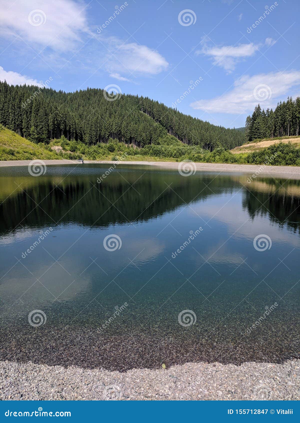Karpaty stock image. Image of gory, ozero, voda, karpaty - 155712847