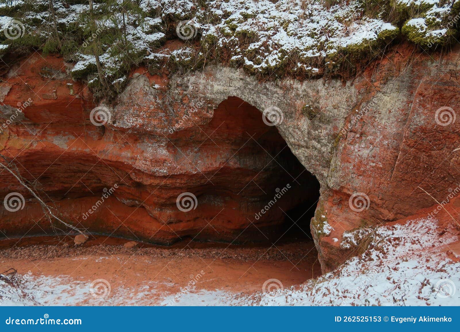 Karst Caves Formed by Dissolving Rocks with Water Stock Image - Image ...