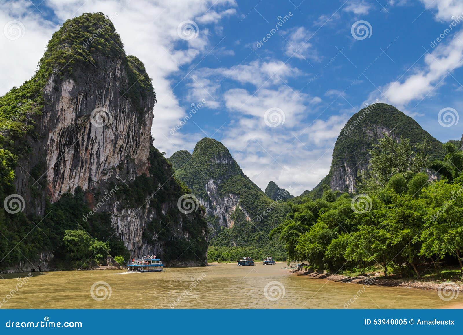 Karst Mountains and Limestone Peaks of Li River in China Stock Image ...