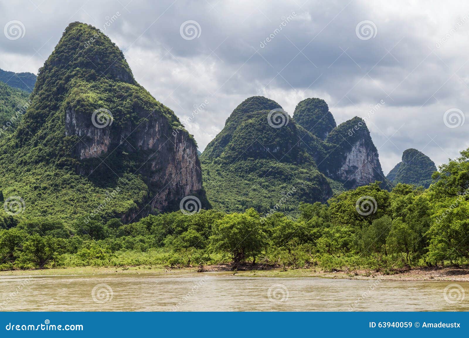Karst Mountains and Limestone Peaks of Li River in China Stock Image ...