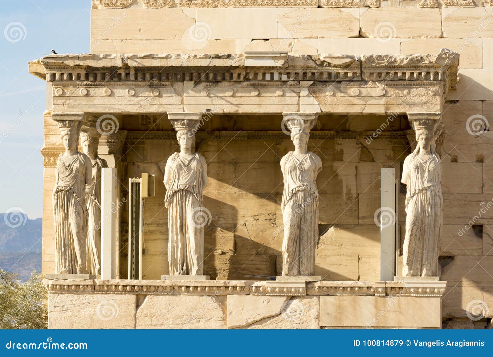 The karyatides statues stock image. Image of greece - 100814879
