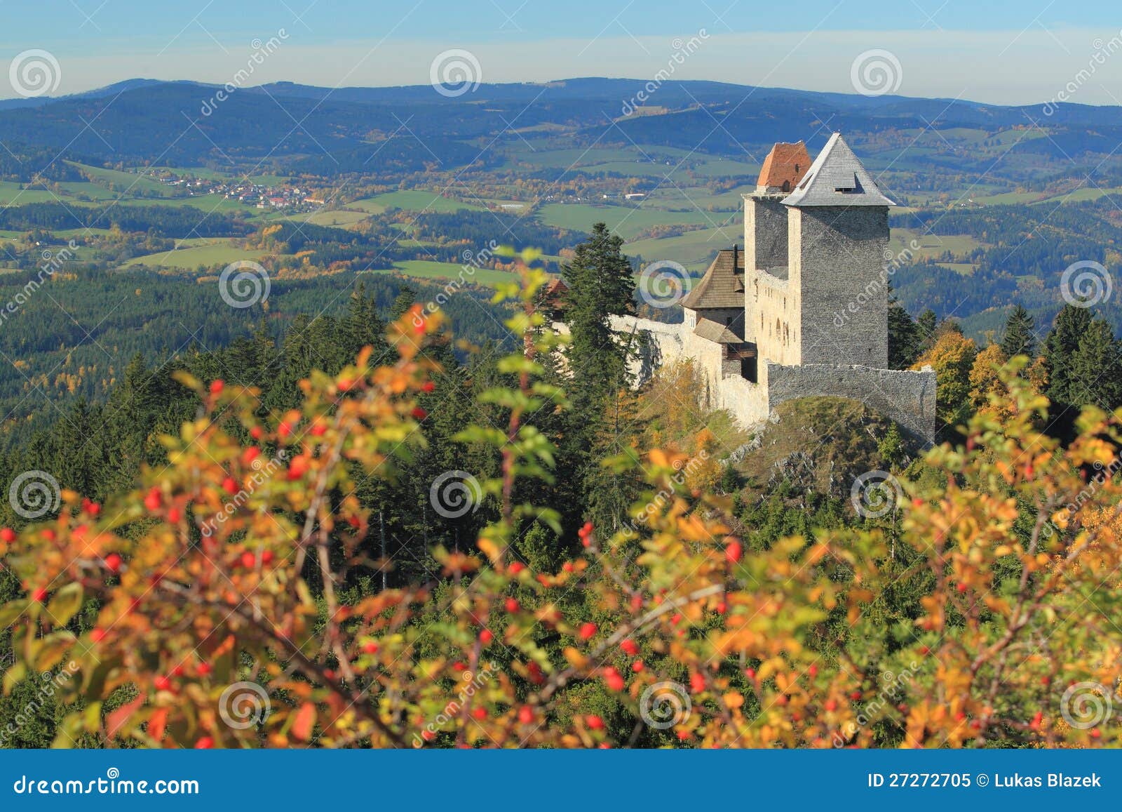 Kasperk castle stock image. Image of autumn, medieval - 27272705