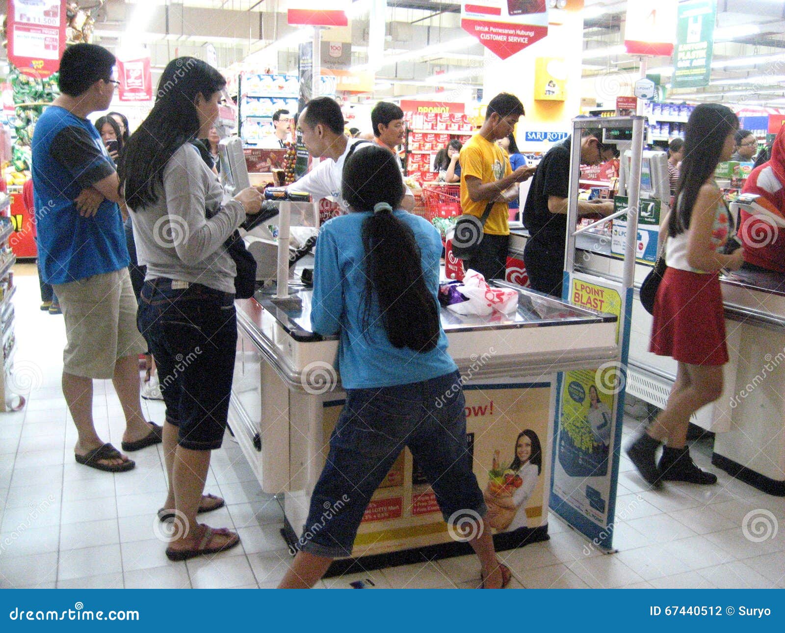 Kassier redactionele fotografie. Image of controle, java - 67440512