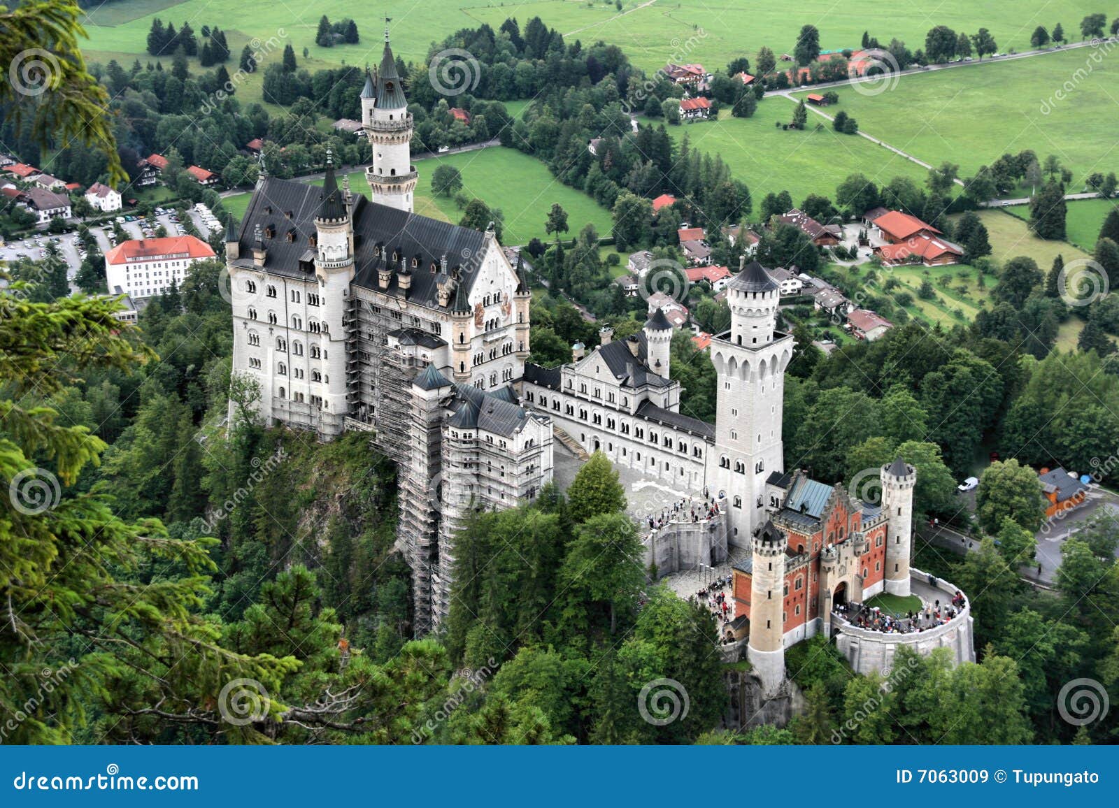 Kasteel in Beieren stock afbeelding. Image of gebouw, oriëntatiepunt ...