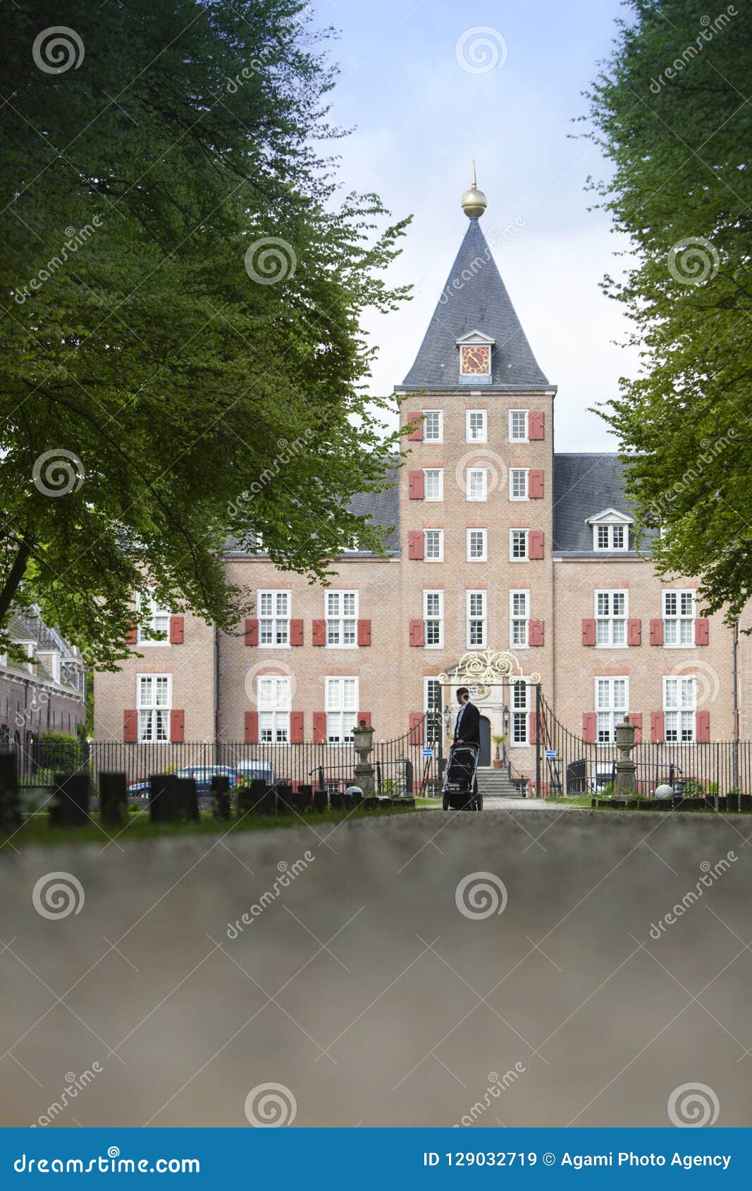 Kasteel Renswoude, Castle Renswoude Editorial Stock Image - Image of ...
