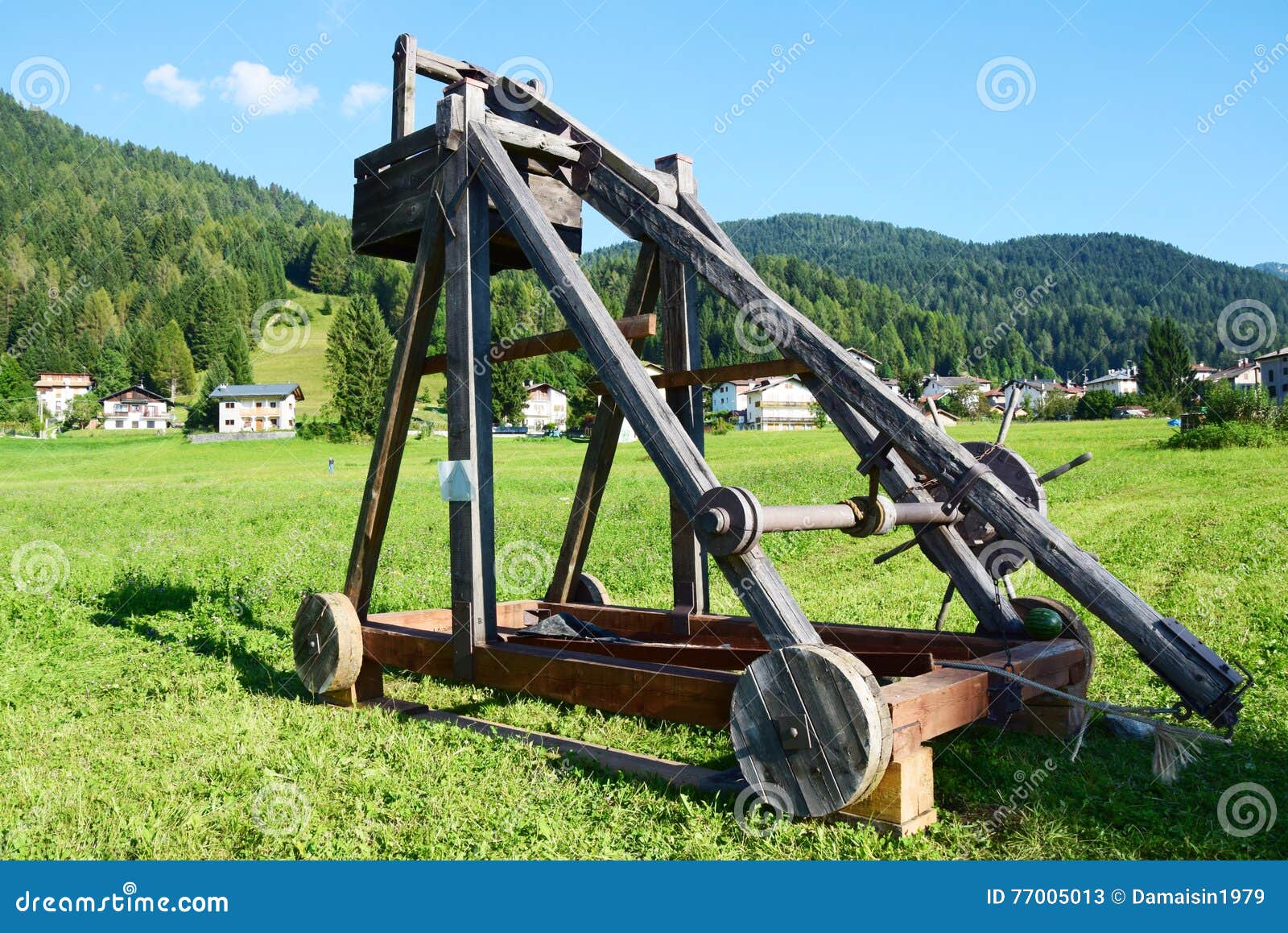 Katapult stockbild. Bild von abenteuer, lager, unterstützung - 77005013