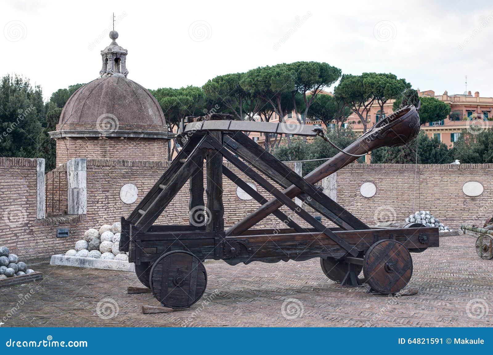 Katapulten stock afbeelding. Image of wapen, vesting - 64821591