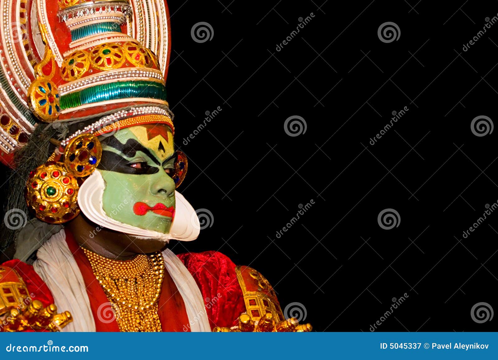 Kathakali dancer stock image. Image of kotchi, people - 5045337