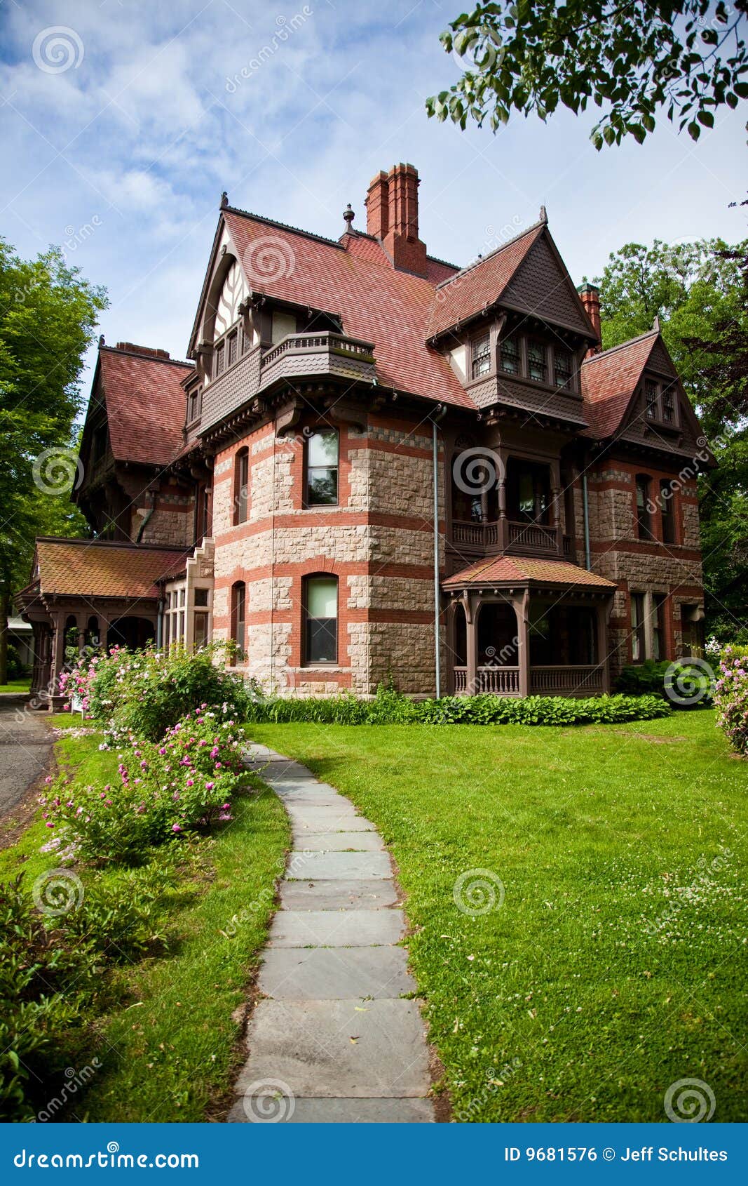 Katharine Seymour Day House Stock Photo - Image of hartford, vintage ...