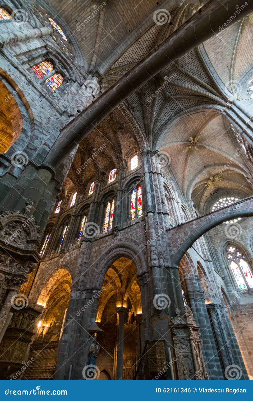 Kathedraal Van Avila Binnenland Redactionele Foto - Image of ...