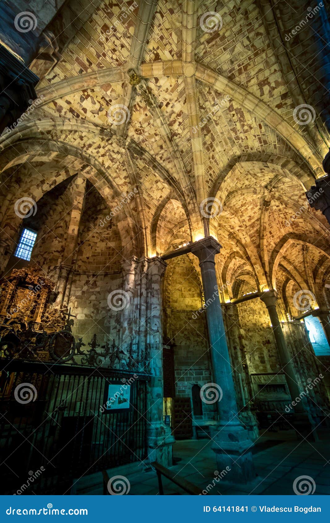 Kathedraal Van Avila Binnenland, Spanje Stock Afbeelding - Image of ...