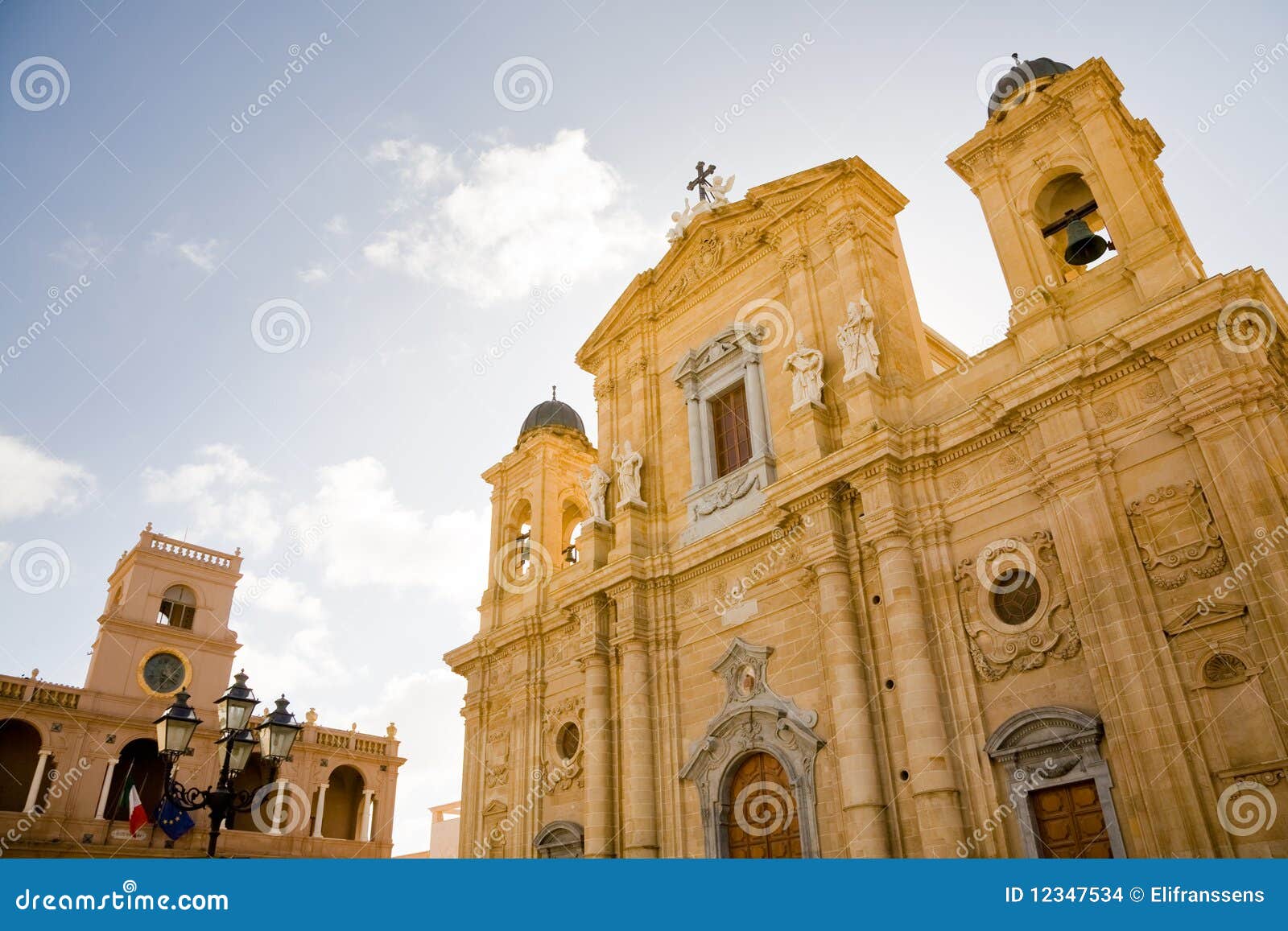 Kathedrale Von Marsala, Sizilien Stockfoto - Bild von marsala, sizilien ...