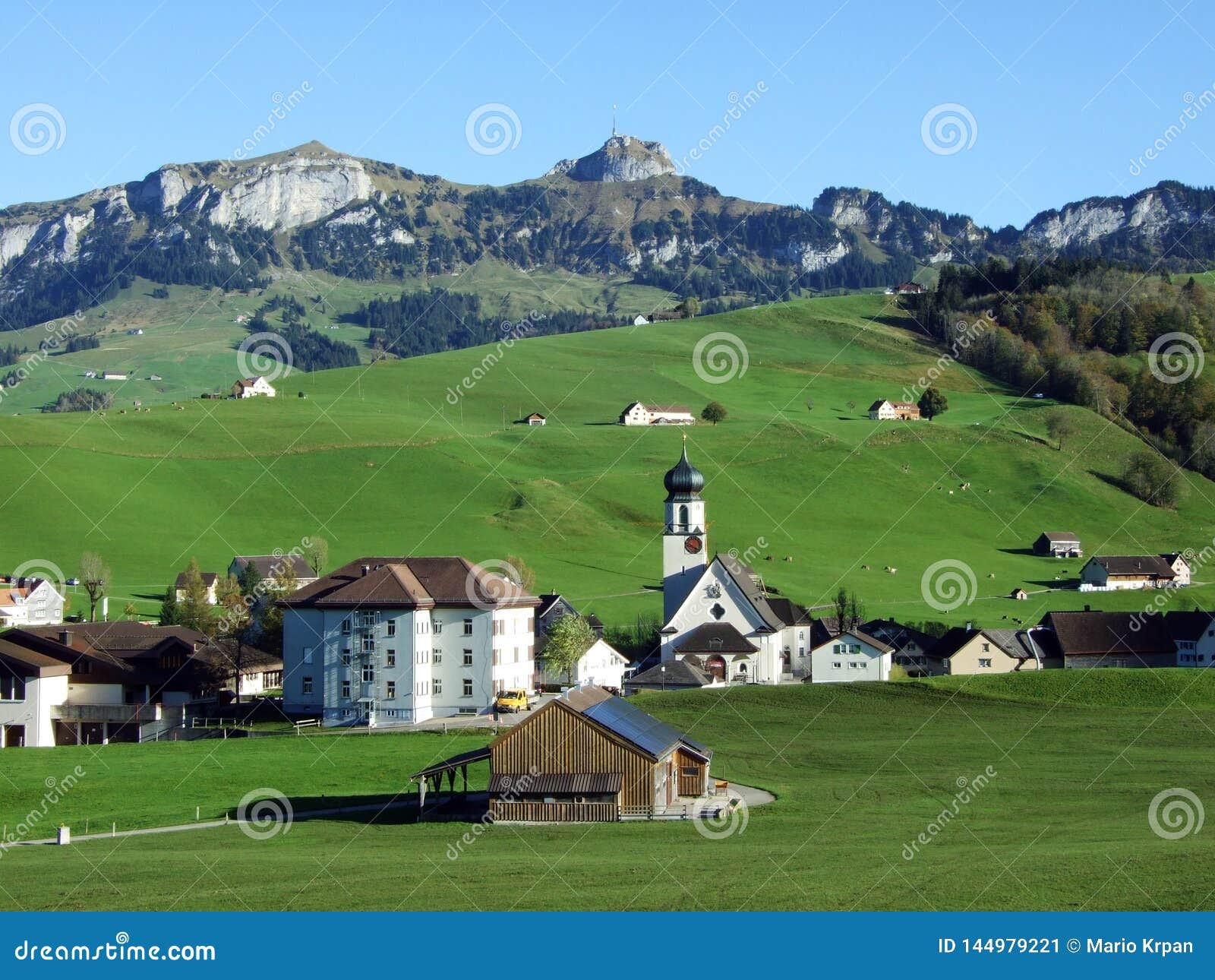Katholische Gemeindekirche Von St Martin Oder Von Kirche St Martin ... Katholische Gemeindekirche Von St Martin Oder Von Kirche St Martin ...