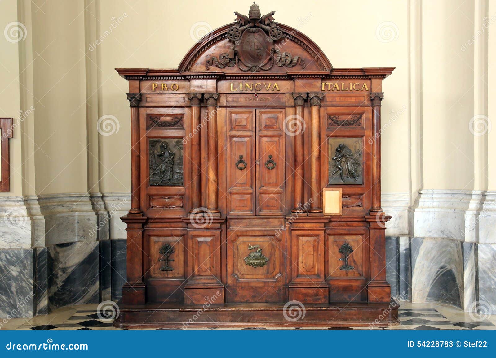 Katholischer Beichtstuhl stockbild. Bild von christus - 54228783