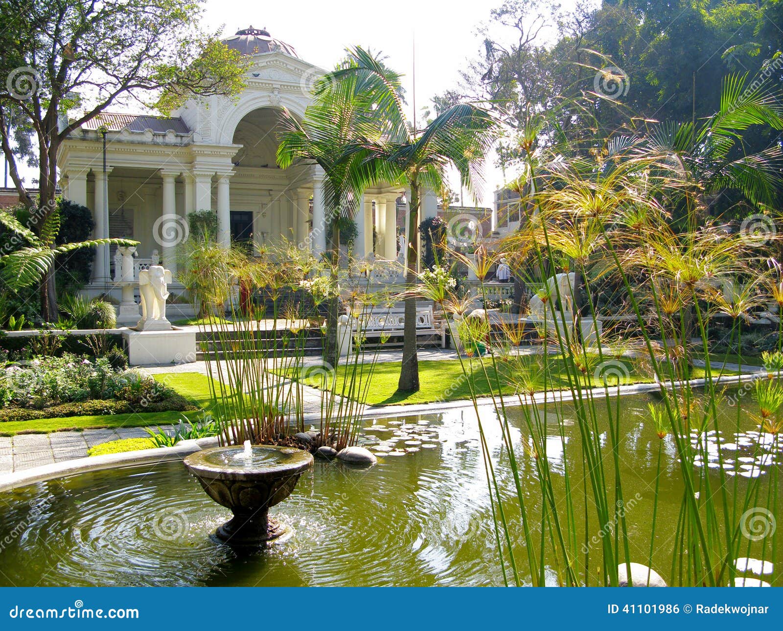 Kathmandu Garden of dreams stock photo. Image of thamel - 41101986