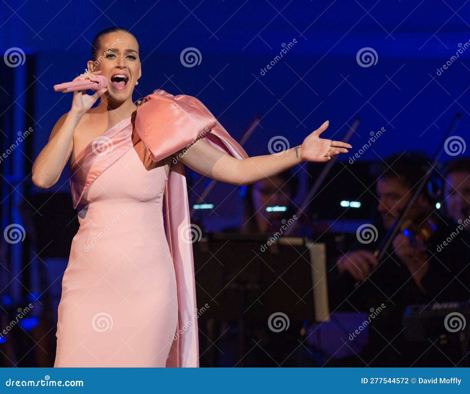 Katy Perry Performs at the David Lynch Foundation Benefit Editorial ...