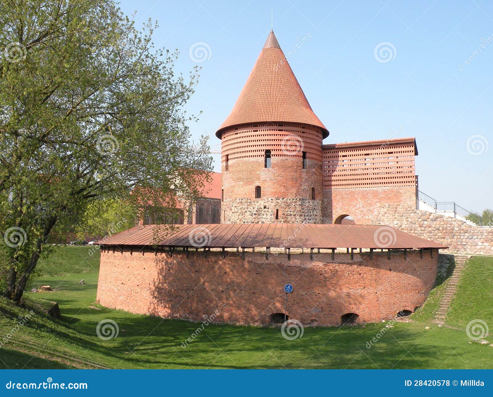 Kaunas Castle stock photo. Image of lithuanian, spring - 28420578