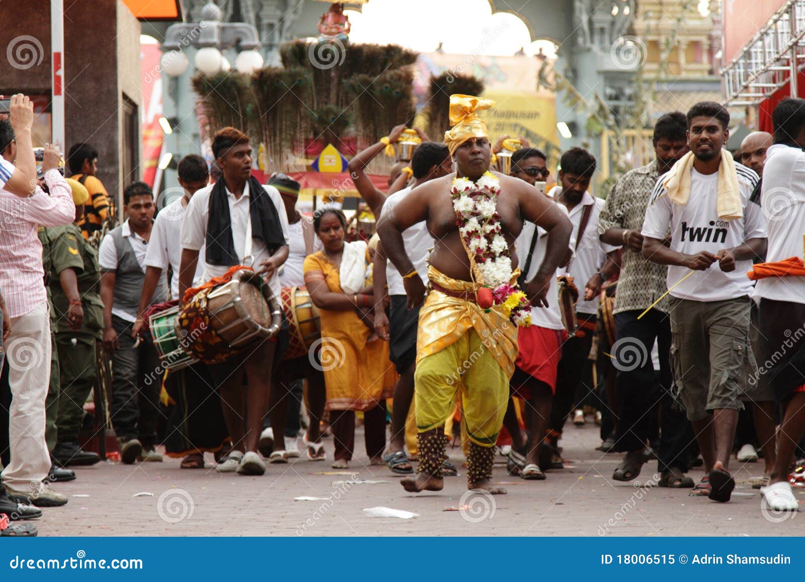 Kavadi procession editorial image. Image of outdoors - 18006515