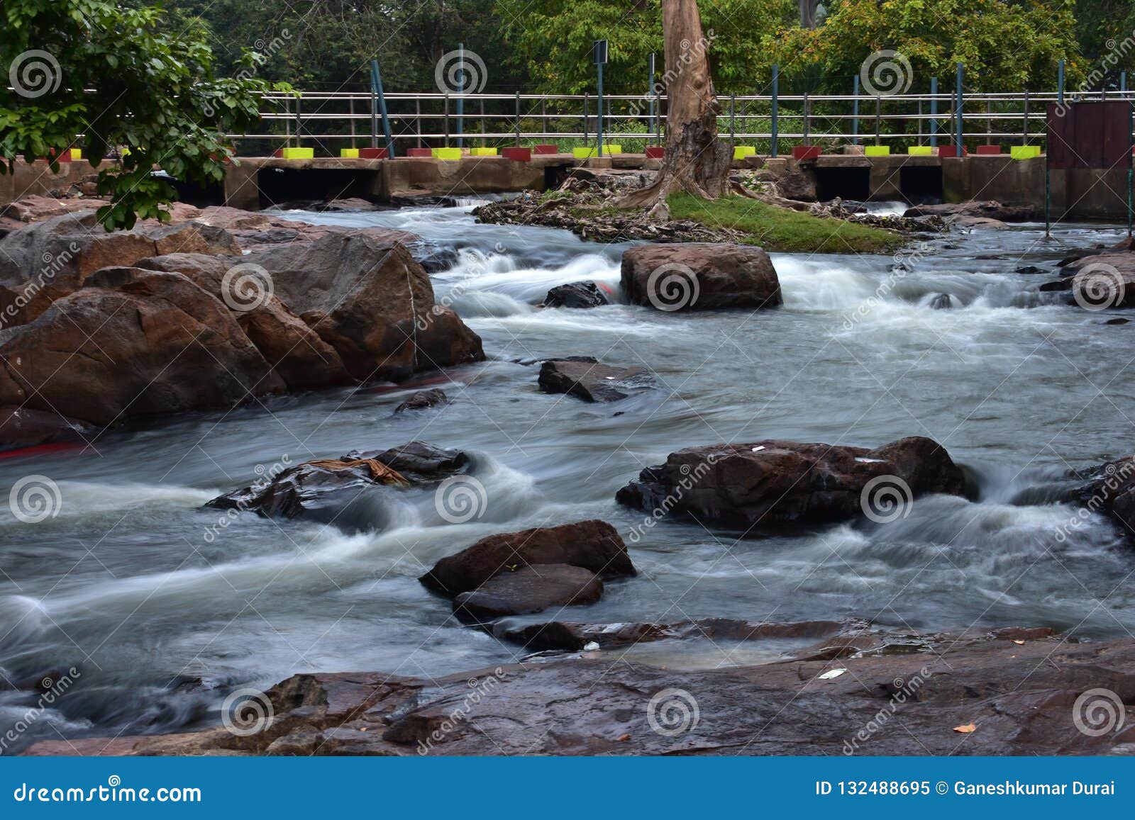 Kaveri river in Hogenakkal stock image. Image of dharmapuri - 132488695