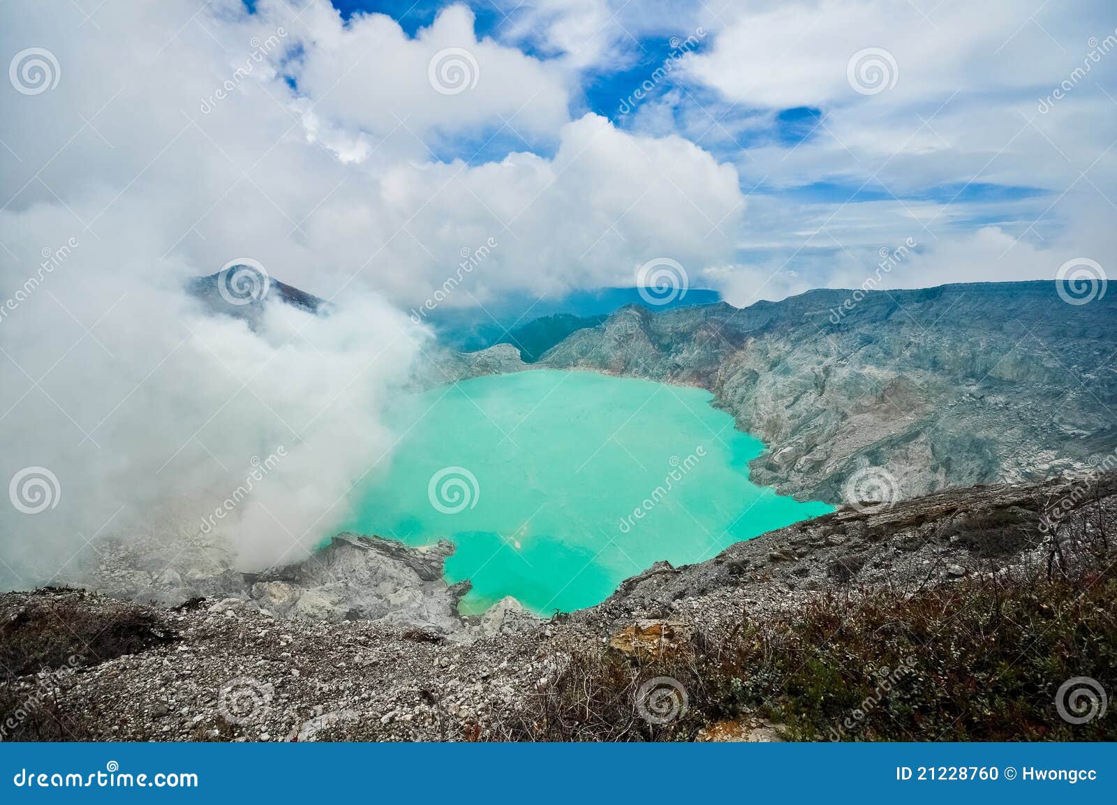 Kawah ijen vulkaan stock foto. Image of eiland, dienblad - 21228760