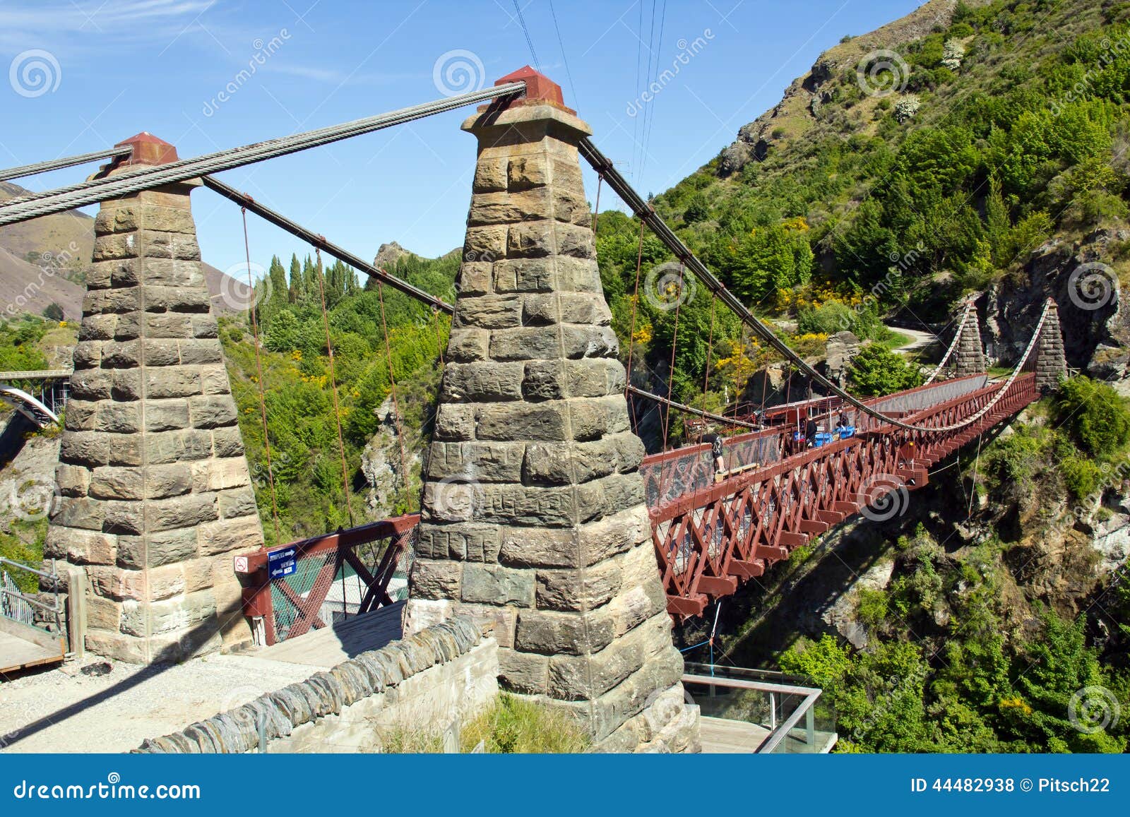 Kawarau Suspension Bridge stock photo. Image of highlight - 44482938