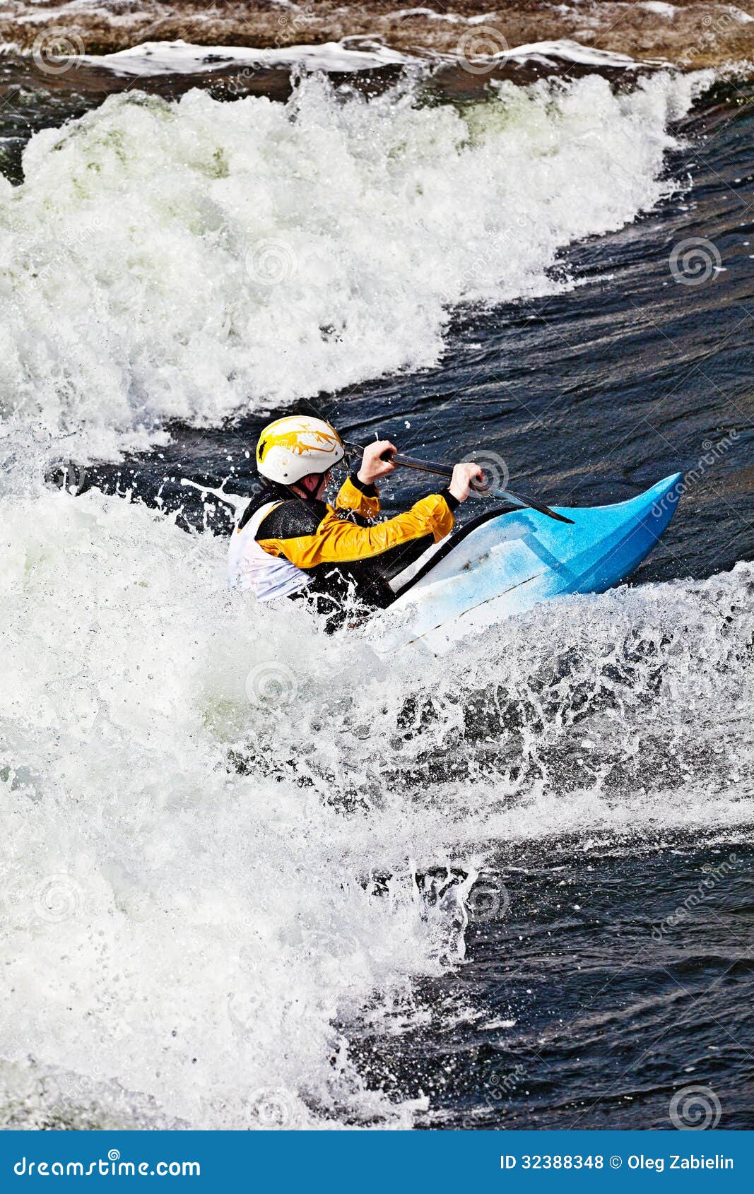 Kayaker foto de stock. Imagem de girar, remar, energia - 32388348