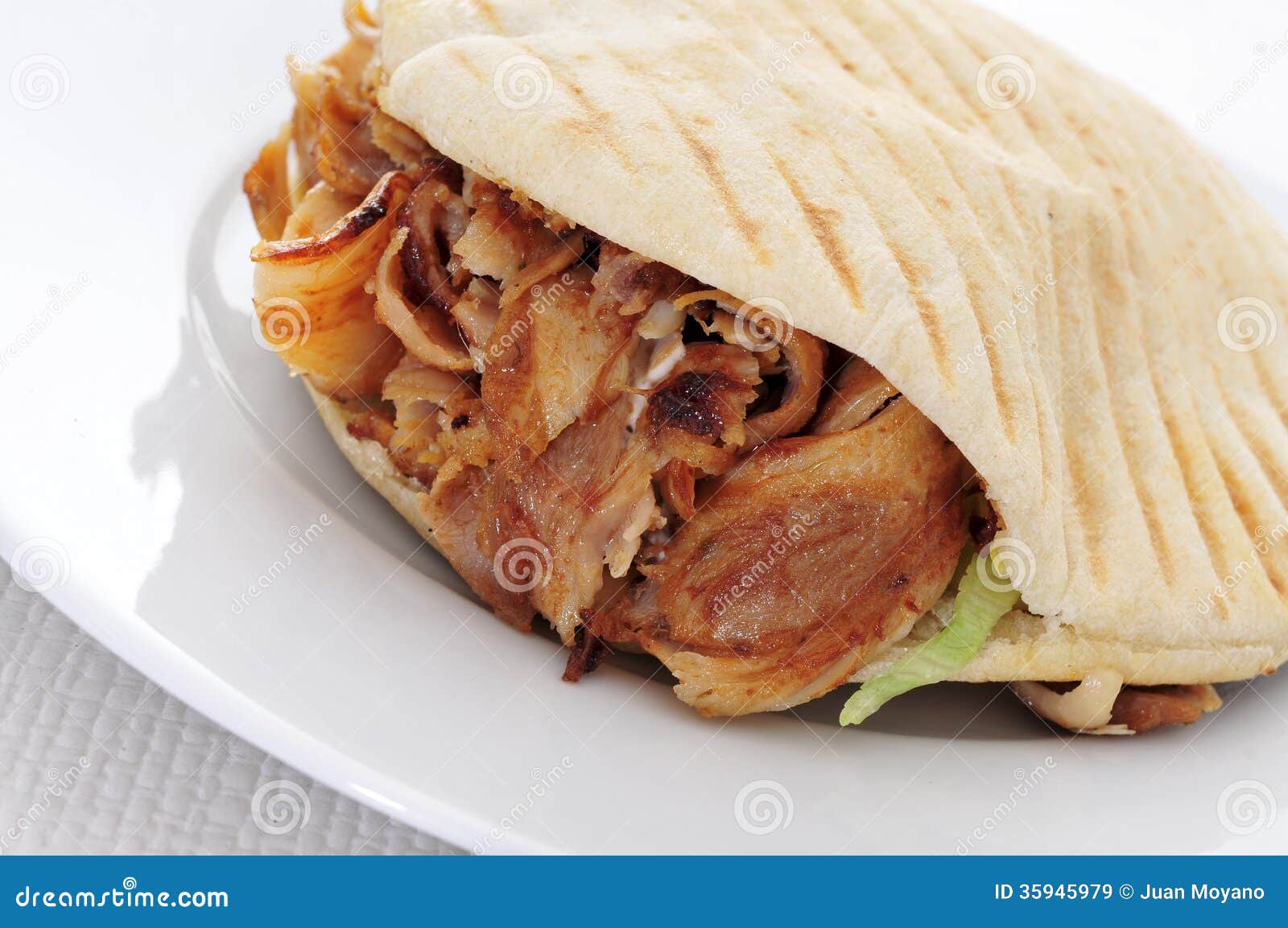 Kebab di Doner immagine stock. Immagine di piastra, culinario - 35945979