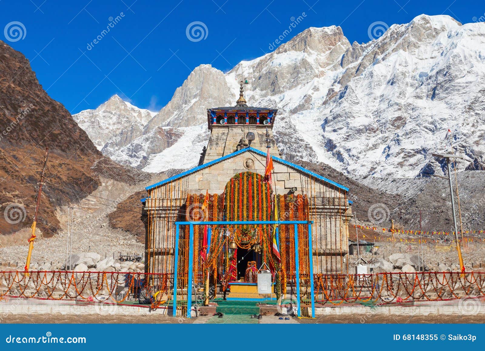 Kedarnath in India immagine stock. Immagine di picco - 68148355