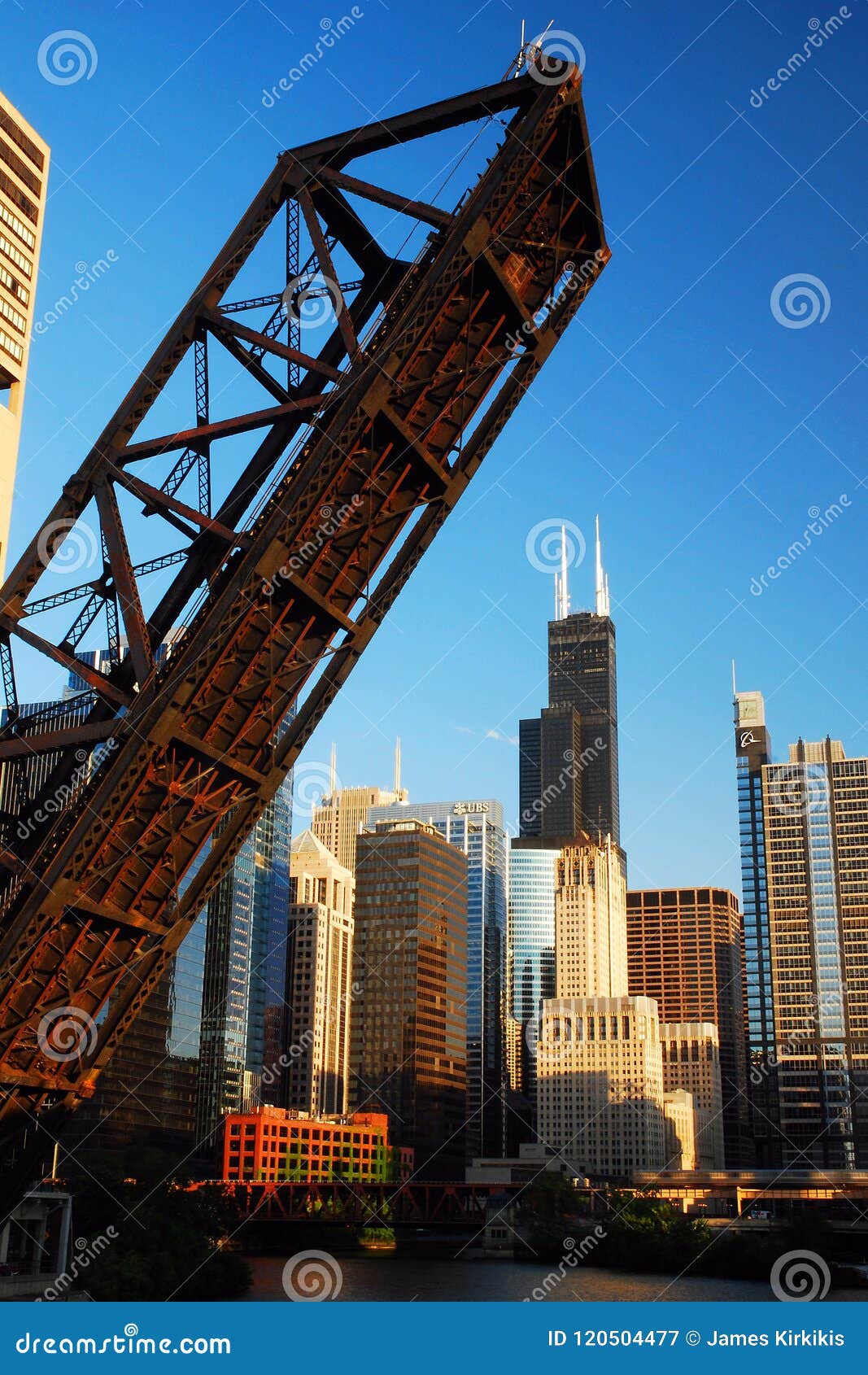 Open Bridge in Chicago editorial photography. Image of landmark - 120504477