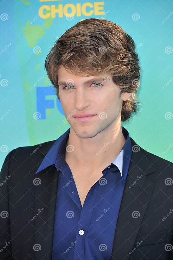 Keegan Allen editorial photography. Image of smith, angeles - 26289922