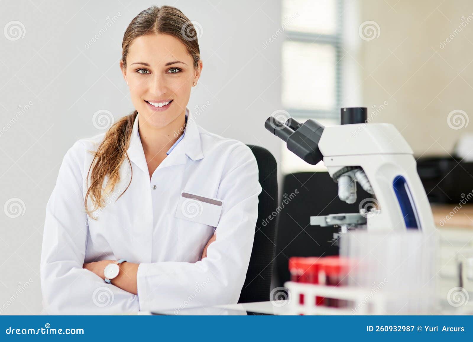 Keep Wondering, Keep Exploring. Portrait of a Young Female Scientist ...