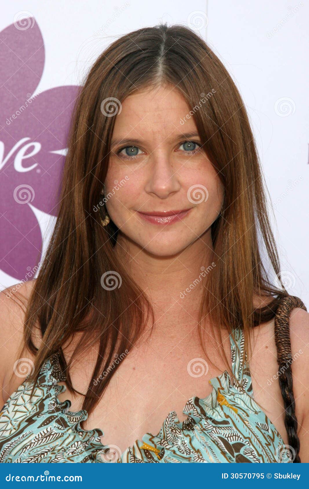 Kelly Martin's Instagram, Twitter & Facebook on IDCrawl