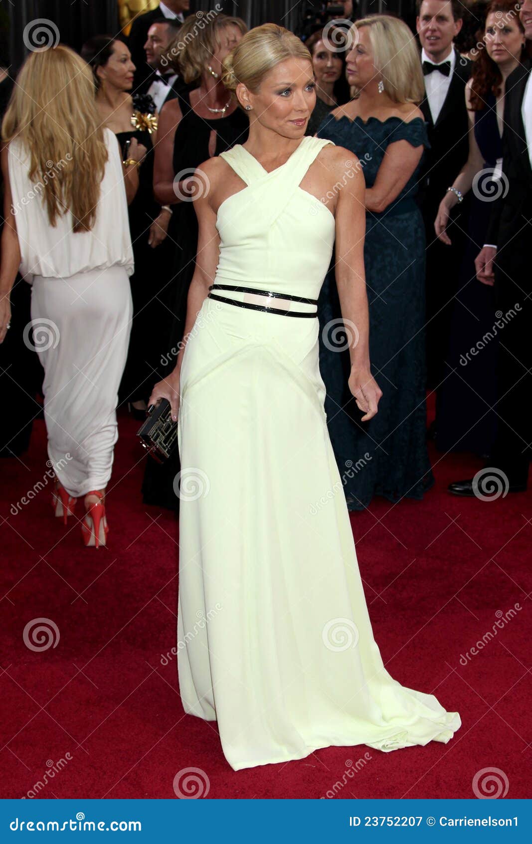 Kelly Ripa editorial photography. Image of highland, ripa - 23752207