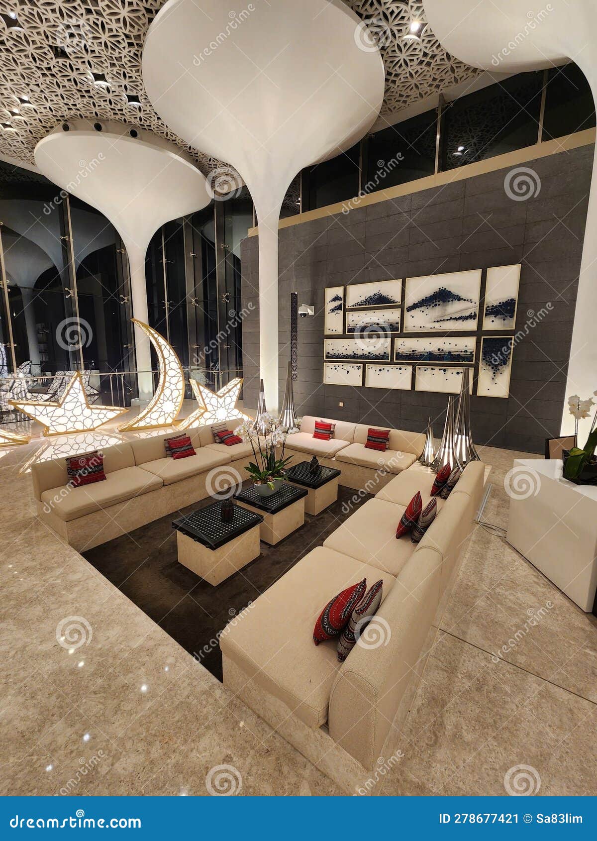 Kempinski Hotel Oman Interior Editorial Photo - Image of oman ...