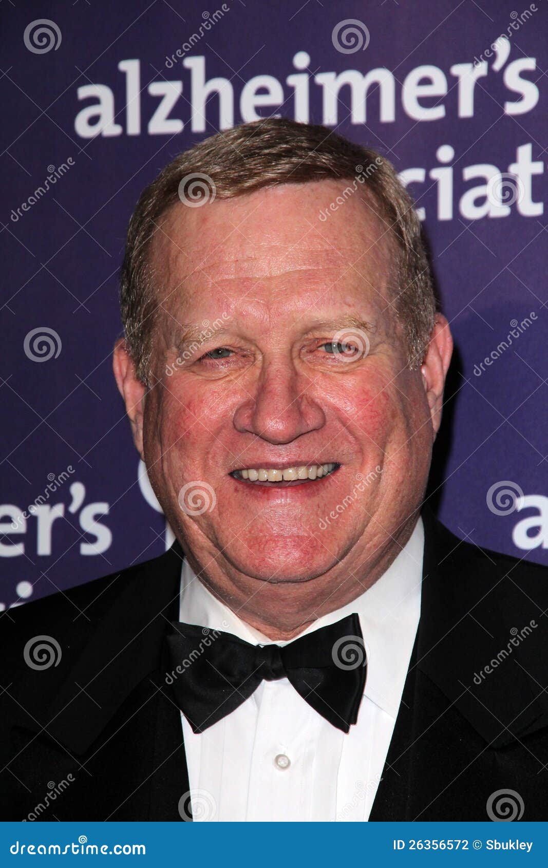 Ken Howard editorial photography. Image of sardis, beverly - 26356572