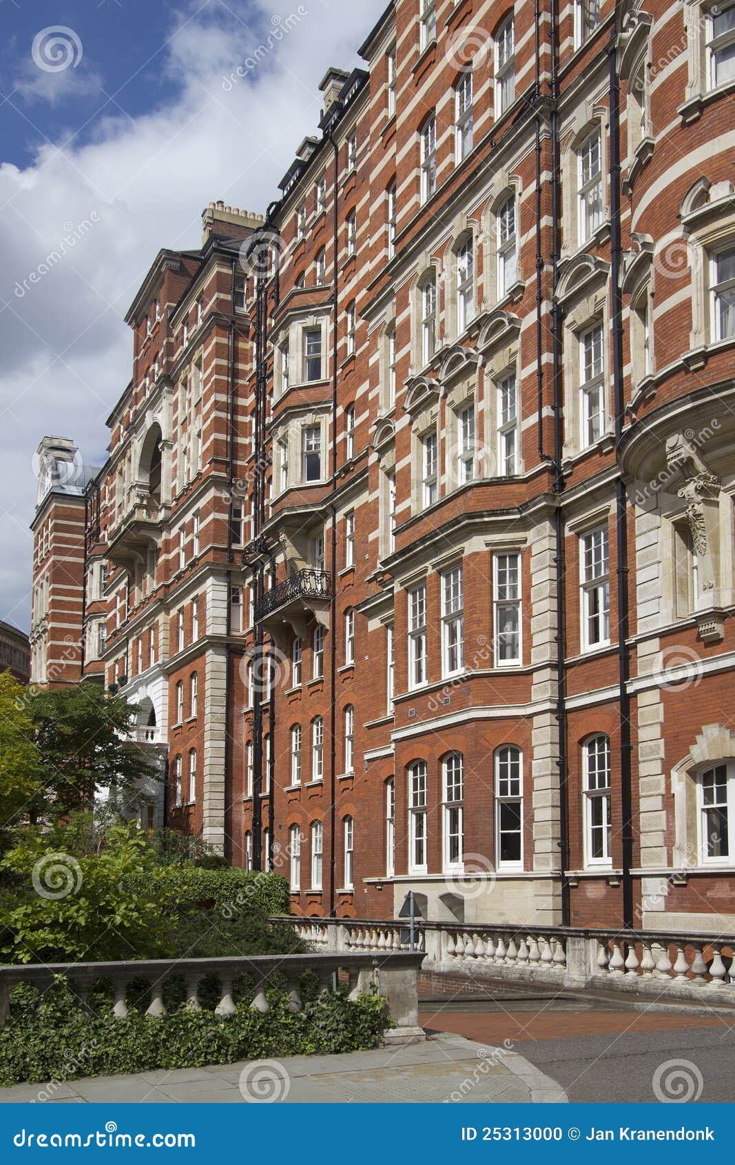 Kensington, London stock photo. Image of entrance, house - 25313000