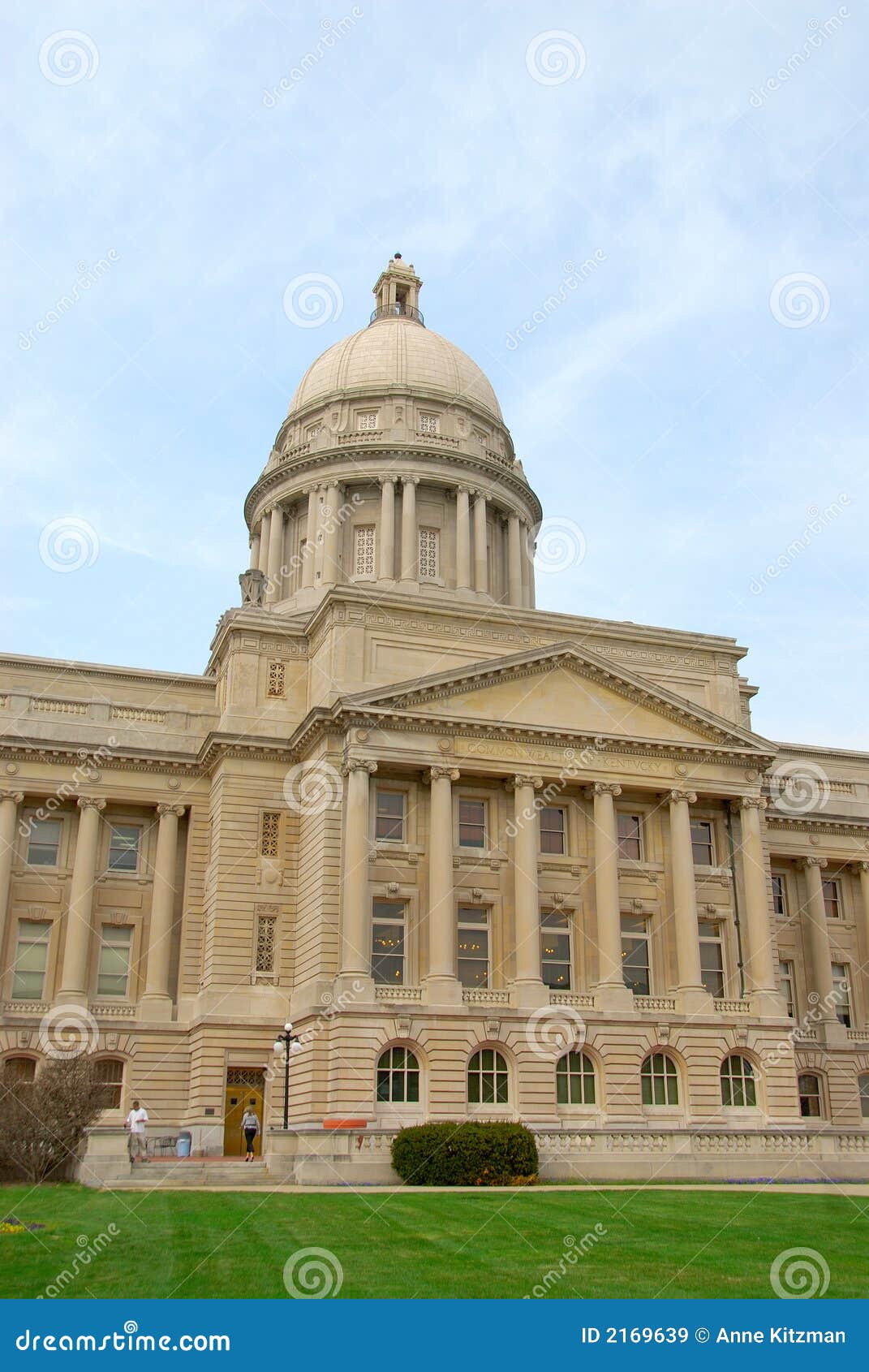 Kentucky Capitol Building stock image. Image of greek - 2169639