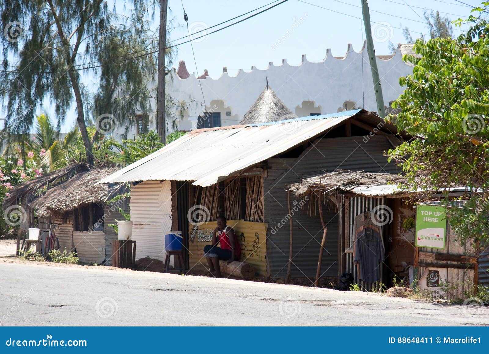 Kenyan life editorial photo. Image of holiday, west, savana - 88648411