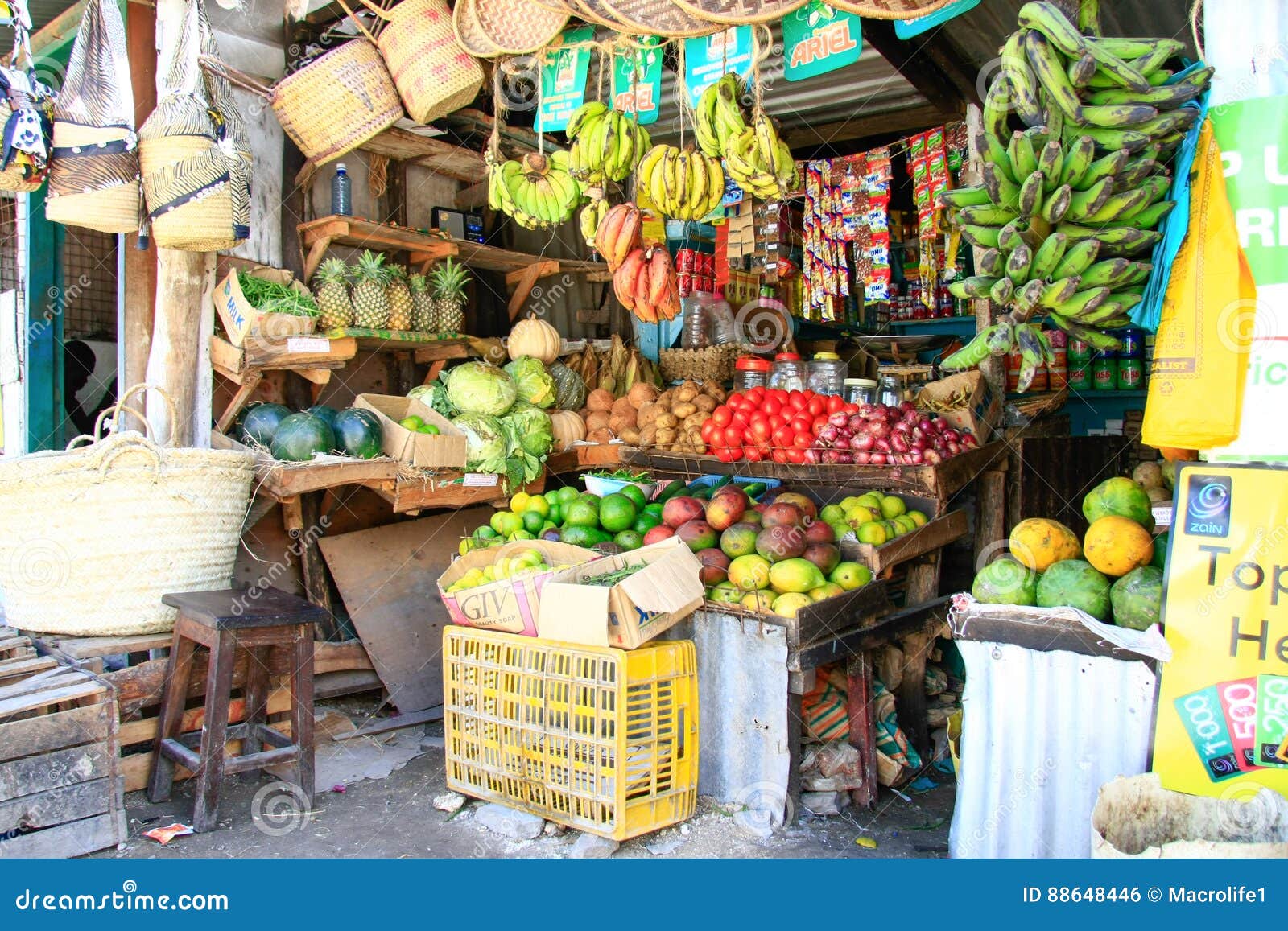 Kenyan life editorial photo. Image of african, west, marine - 88648446