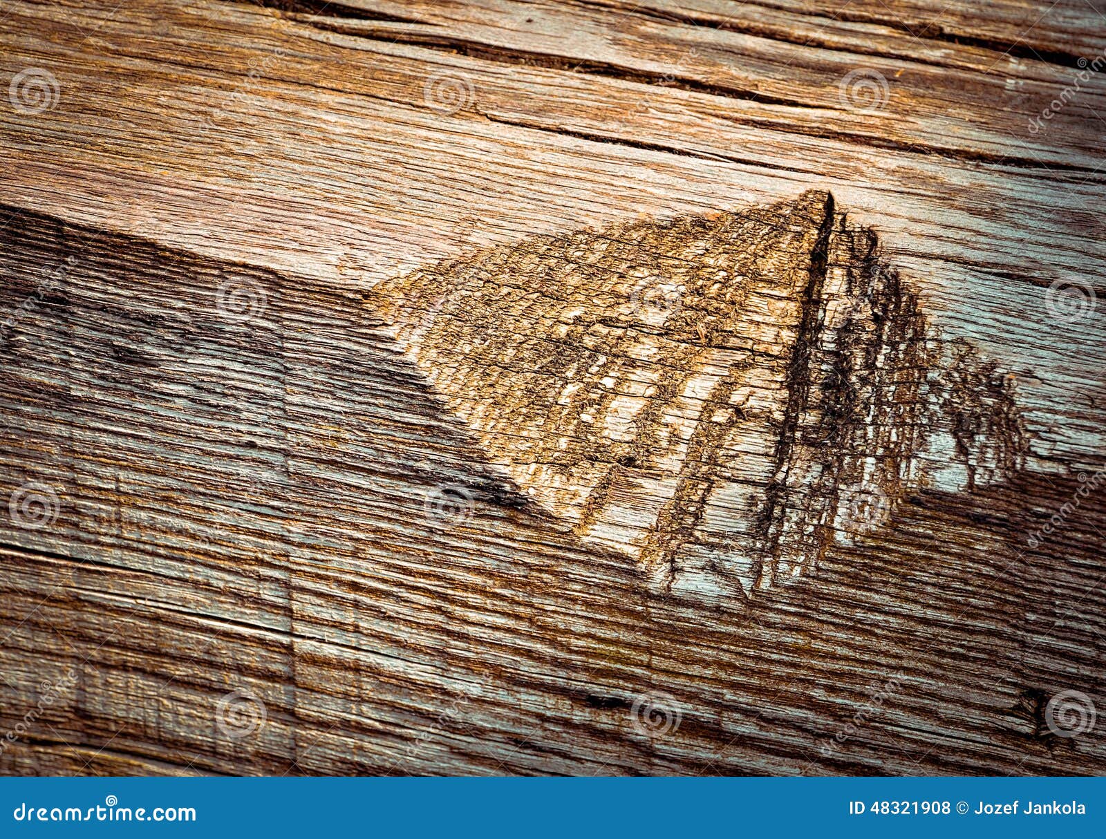 Kerbe im alten Holz stockfoto. Bild von rauh, hintergrund - 48321908