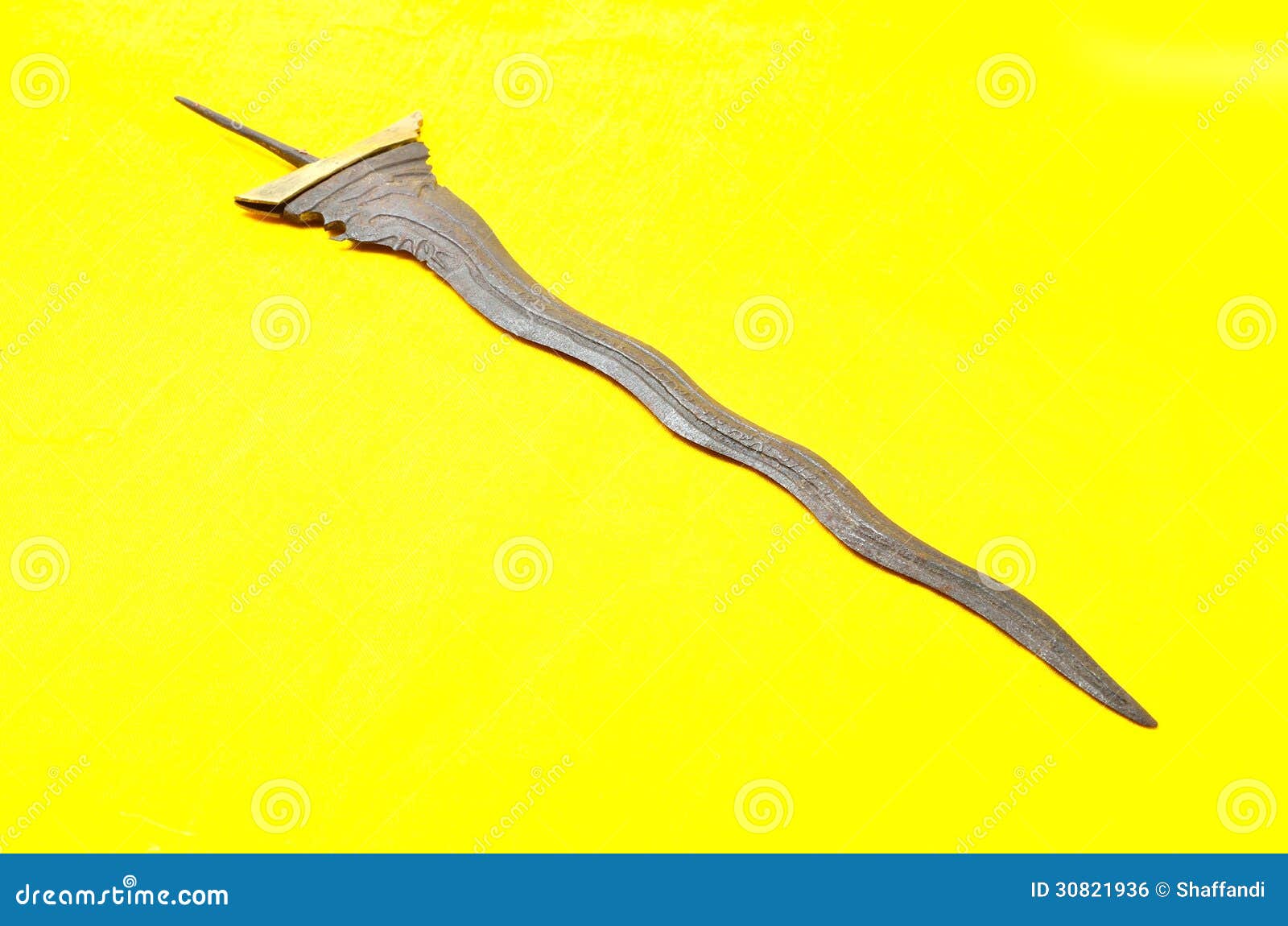 Keris/espada malaya foto de archivo. Imagen de saludos - 30821936