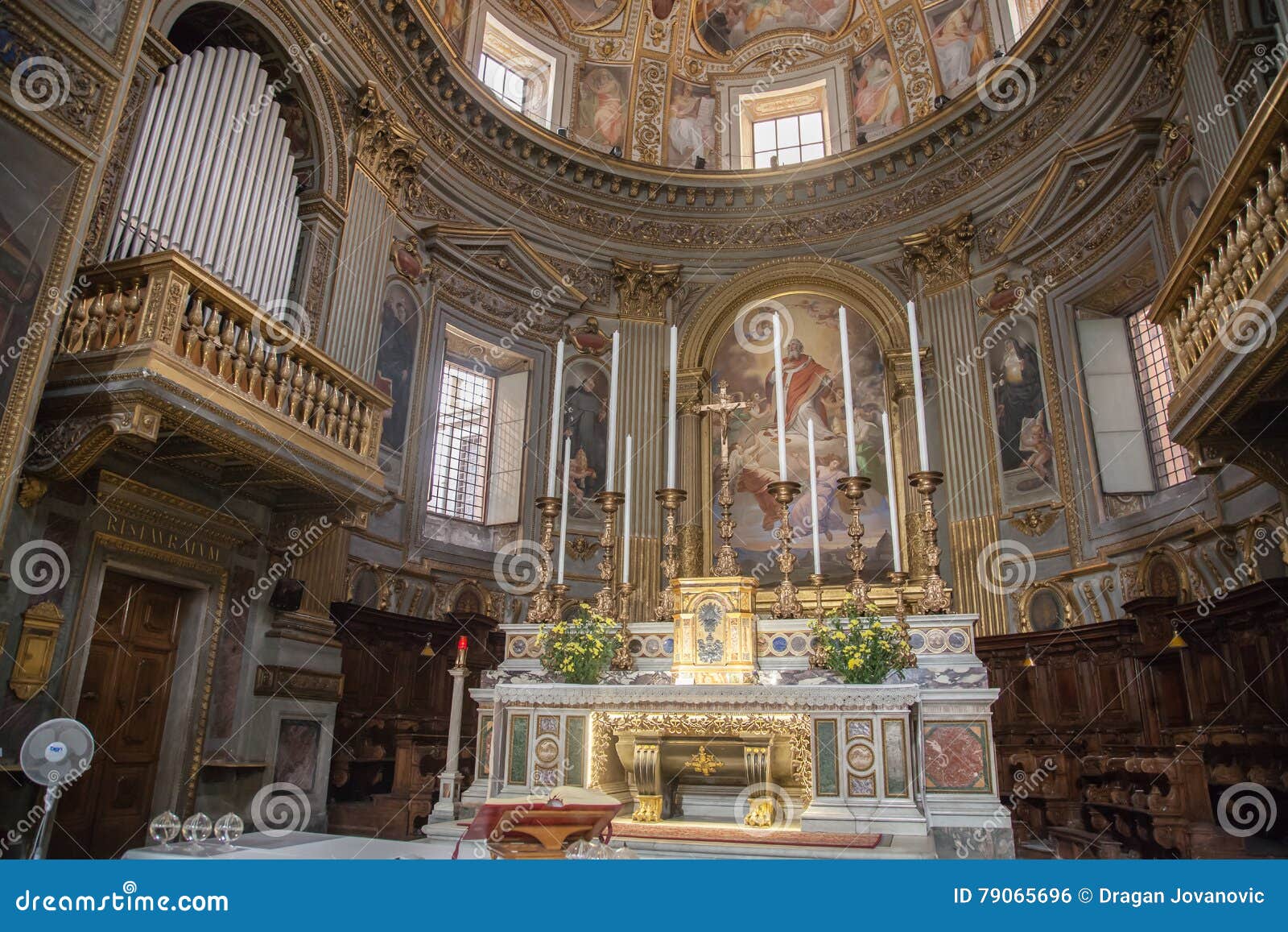 Kerk Van San Marcello Al Corso in Rome Redactionele Foto - Image of ...