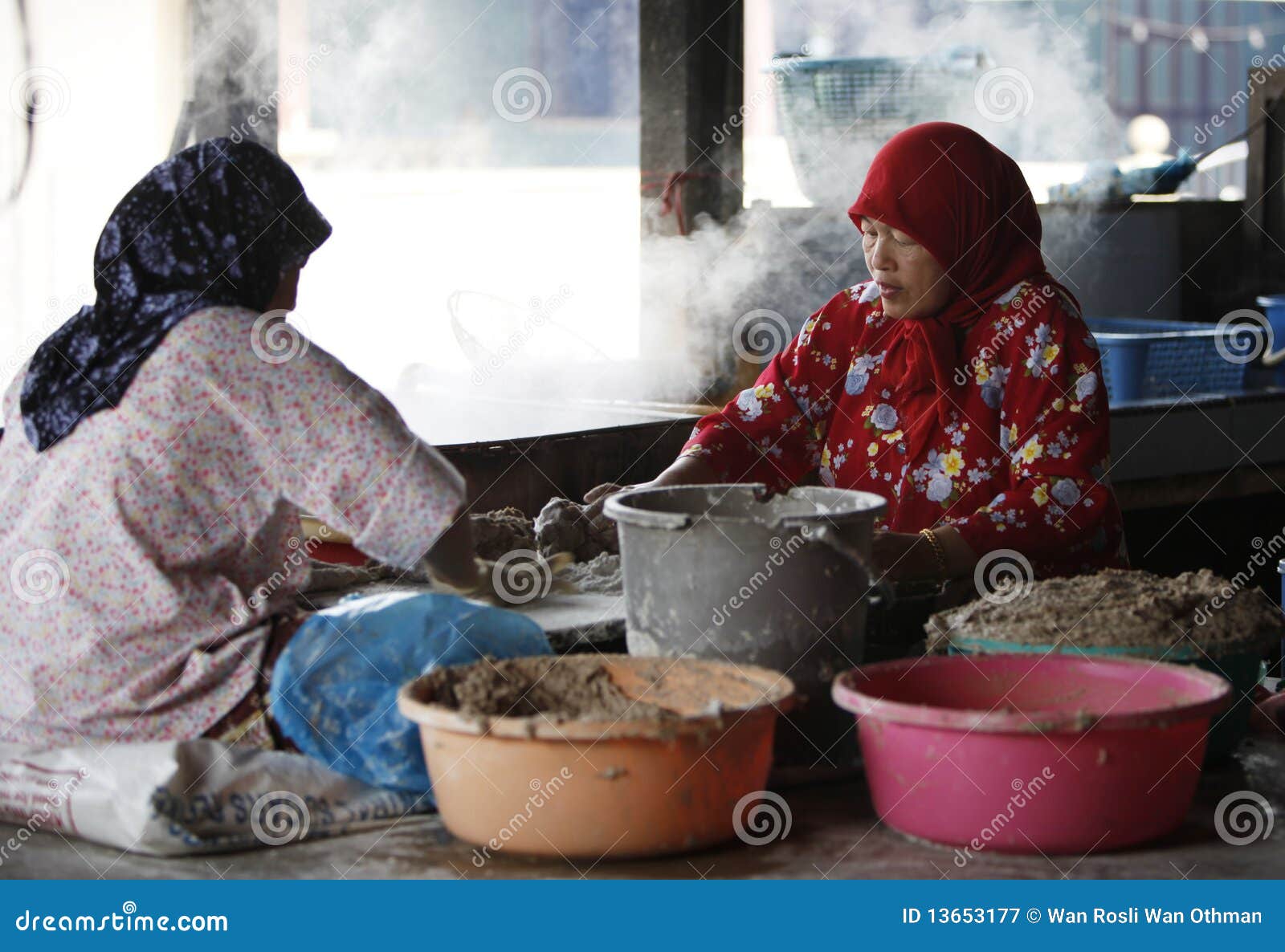 Keropok Making in Terengganu Editorial Photography - Image of ...