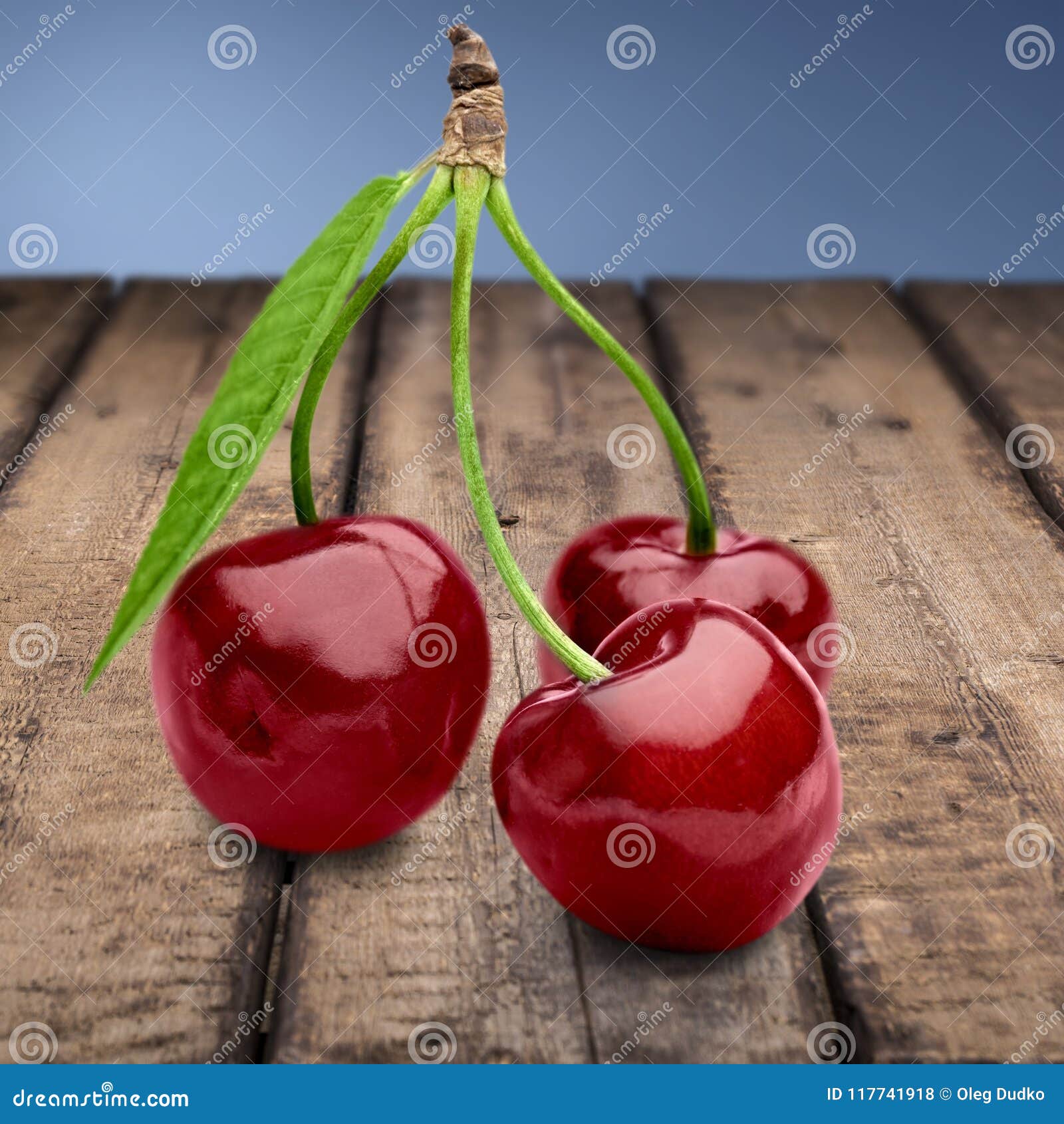 Kers stock foto. Image of voorwerpen, drie, niemand - 117741918