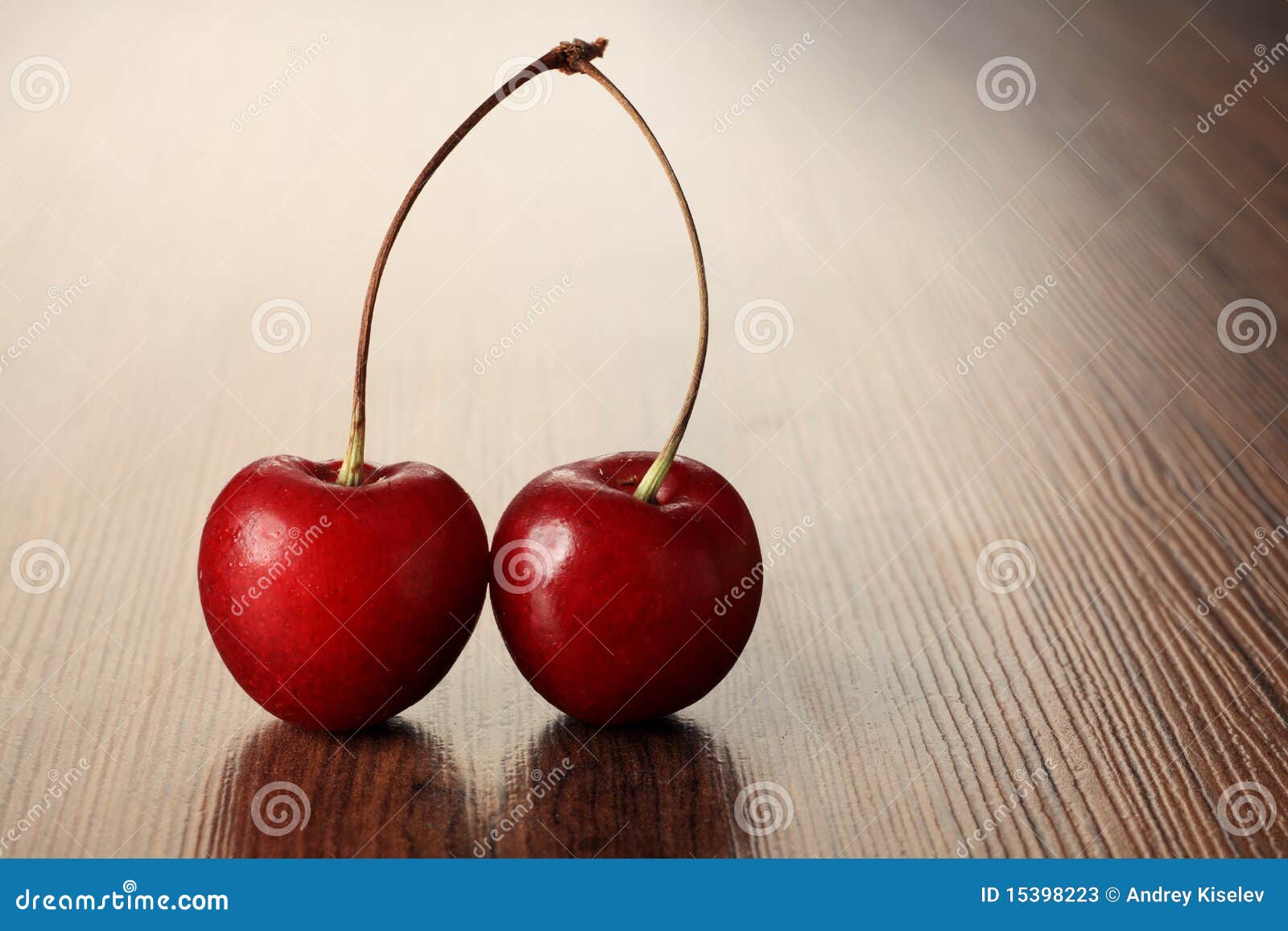 Kers stock afbeelding. Image of kers, rood, tuin, vrucht - 15398223