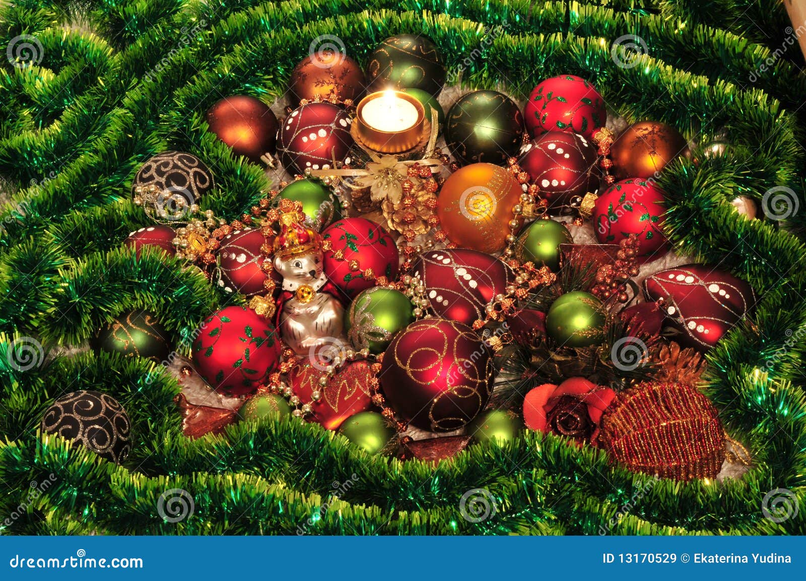 Kerstmis-boom decoratie stock afbeelding. Image of festiviteit - 13170529