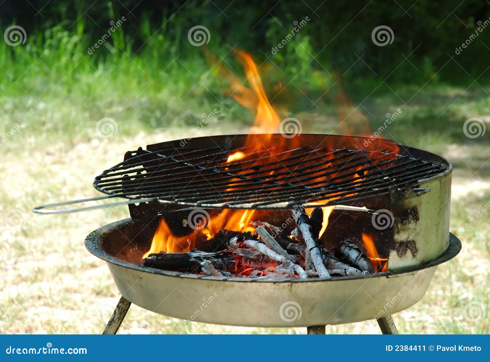 Kettle grill stock image. Image of barbecue, summer, grill - 2384411