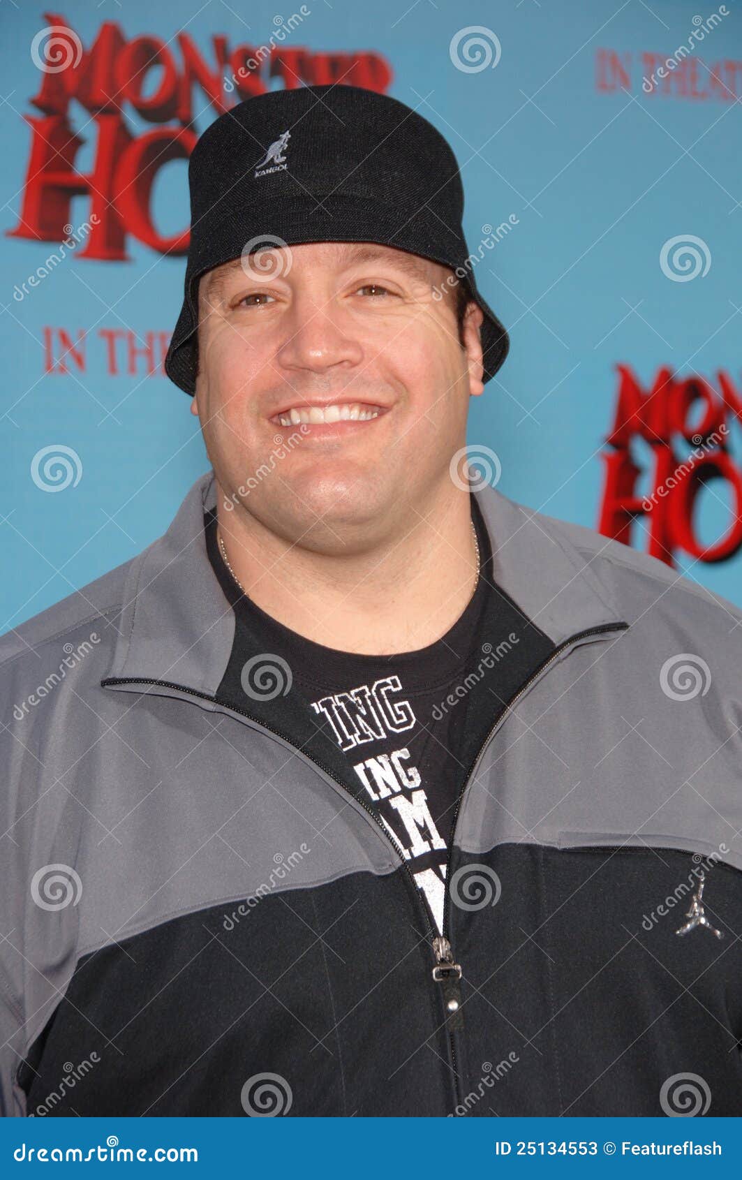 Kevin James editorial stock photo. Image of actor, movie - 25134553