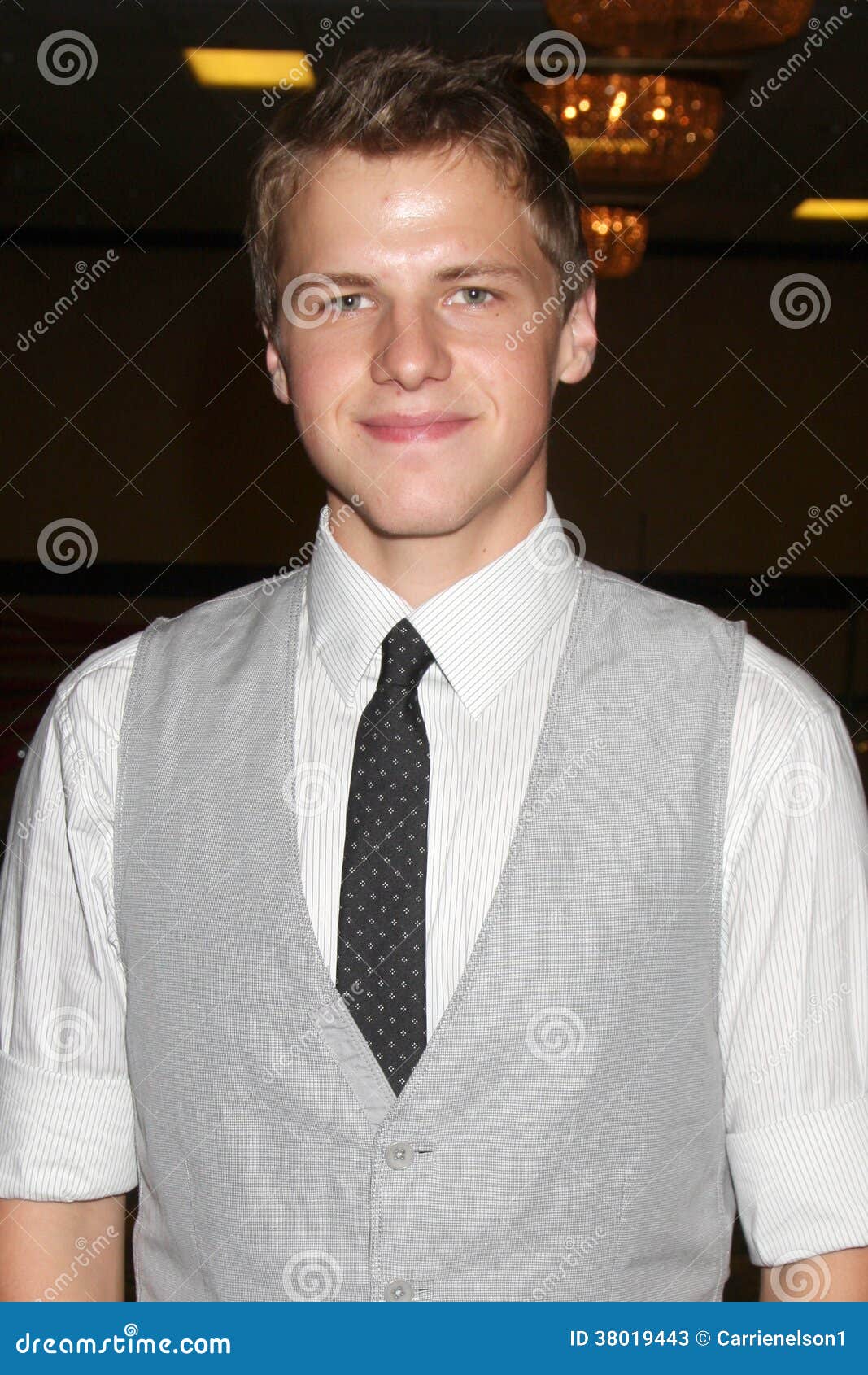 Kevin Schmidt editorial stock photo. Image of dinner - 38019443