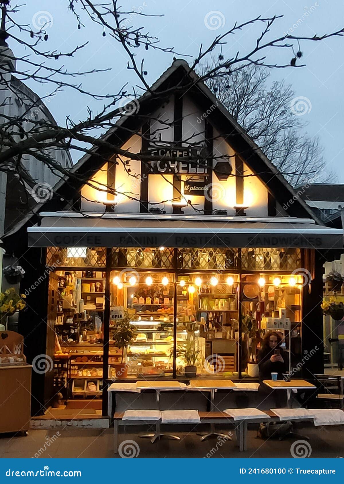 Kew garden cafe torelli imagen editorial. Imagen de ciudad - 241680100